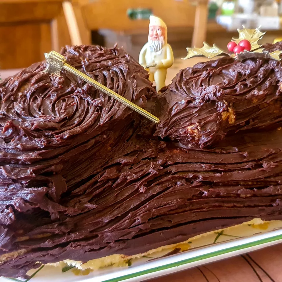 Ma Bûche de Noël traditionnelle - La meilleure recette - Joyeux Gourmet